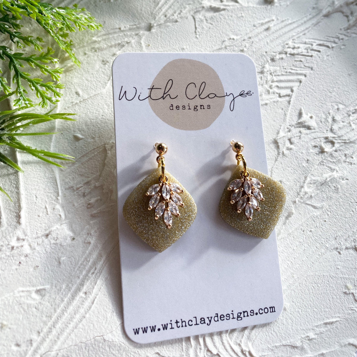 Gold Glitz – With Clay Designs